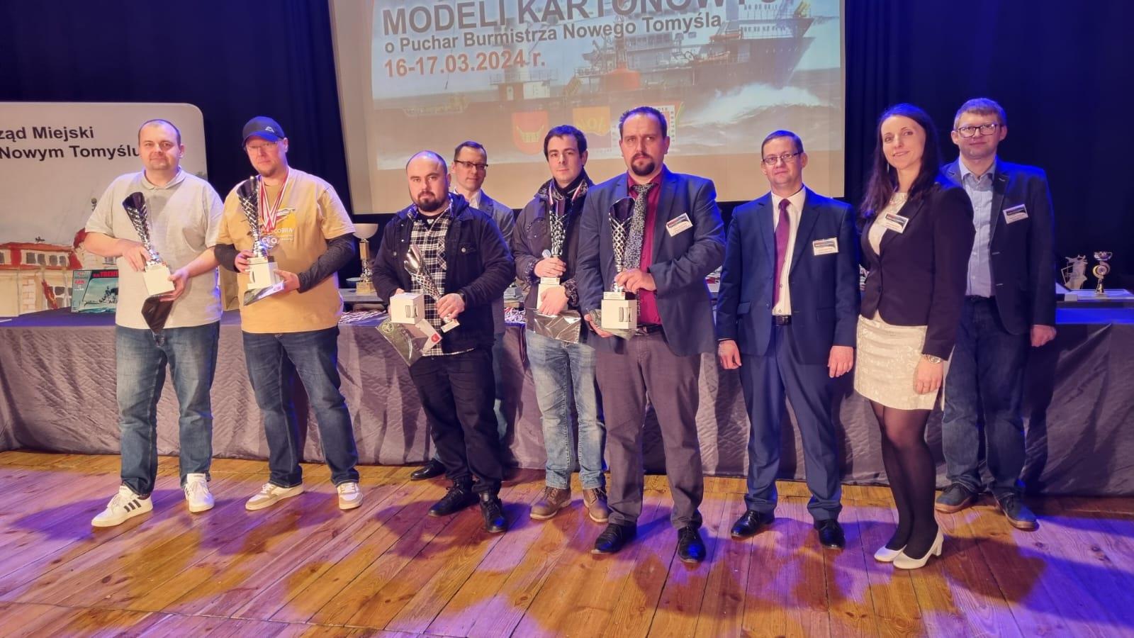 Nowy Tomyśl: Nieformalna Stolica Modeli Kartonowych - Nowotomyski ...